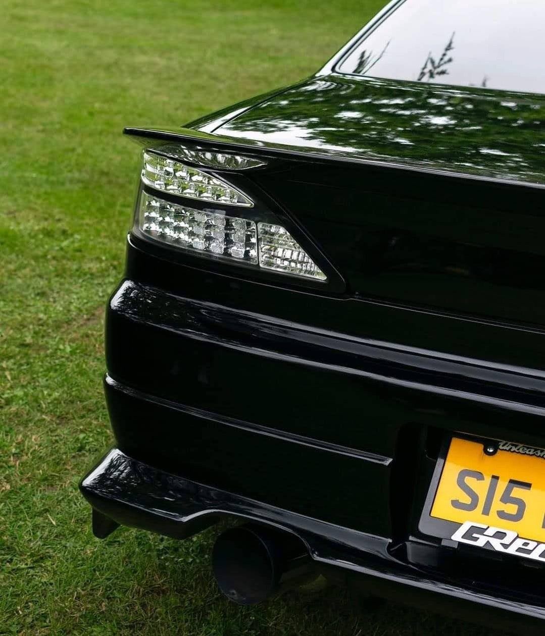 Nissan Silvia S15 Black & Clear LED Tail Lights w/ Sequential Indicato ...