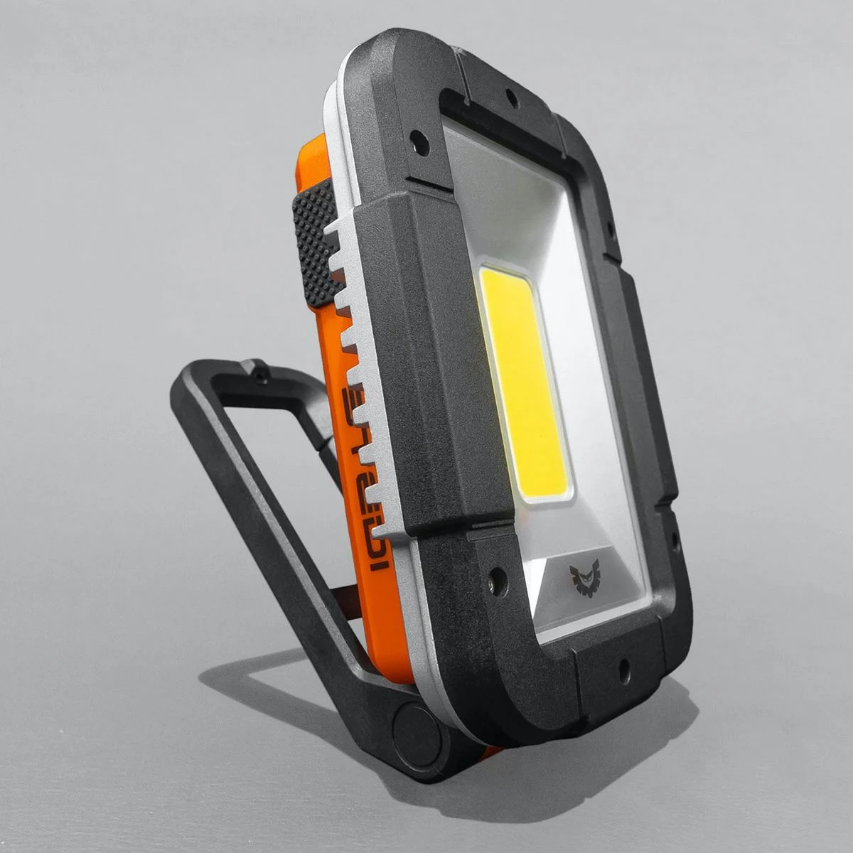 Stedi T1500 LED Task & Camp Light — Thrash Garage NZ