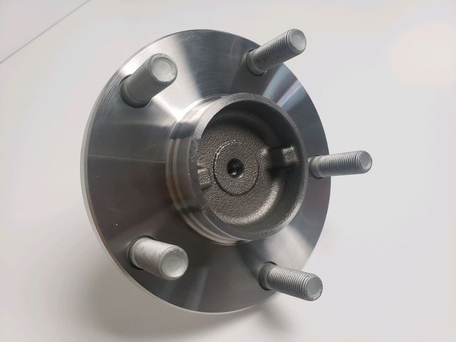 Nissan Skyline R33/R34 Front Hub (5 Stud) — Thrash Garage NZ